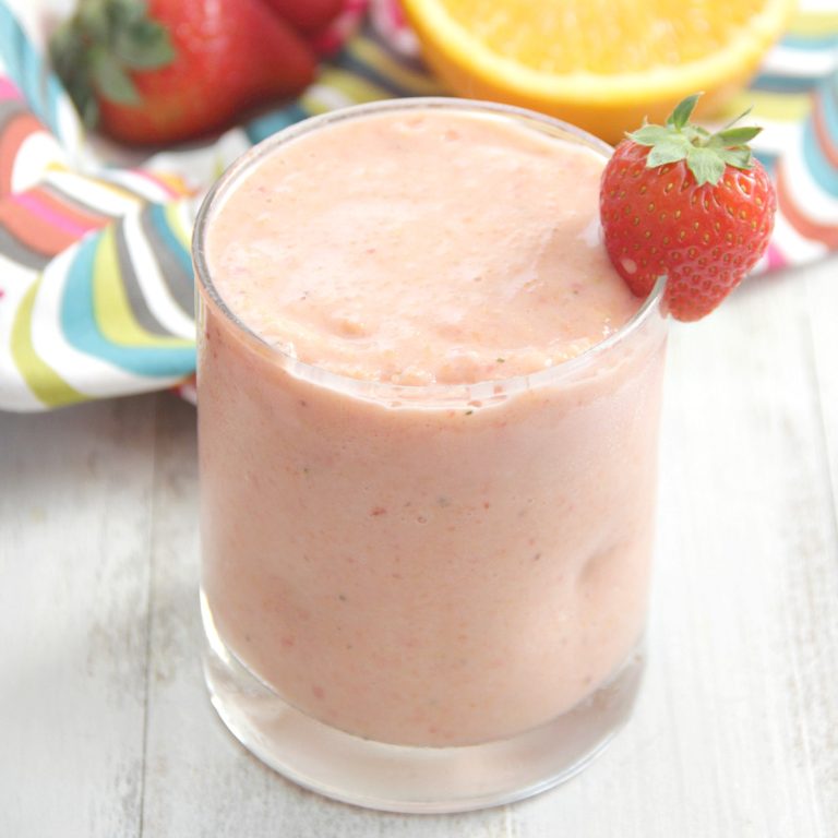 Pink Power Smoothie - Eat. Drink. Love.