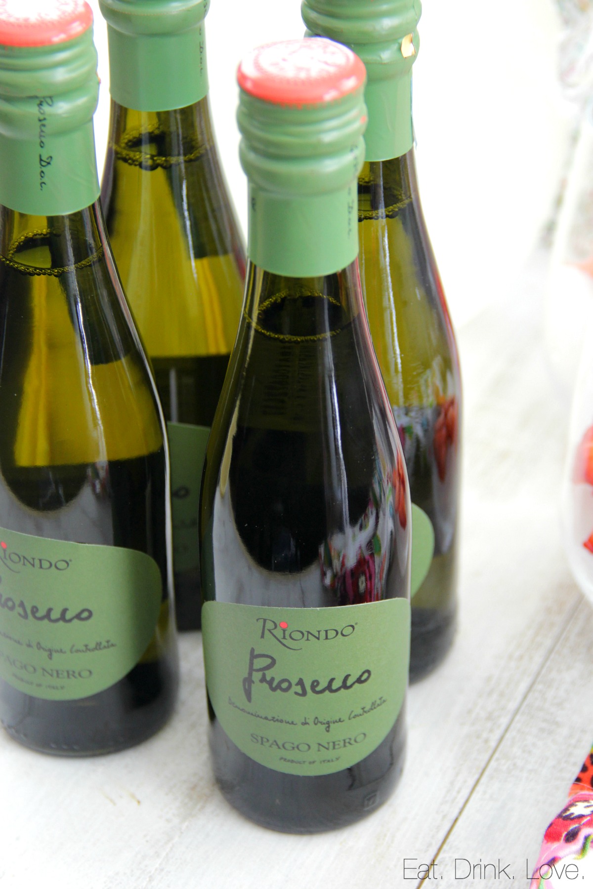 Prosecco Lemonade Punch - Eat. Drink. Love.